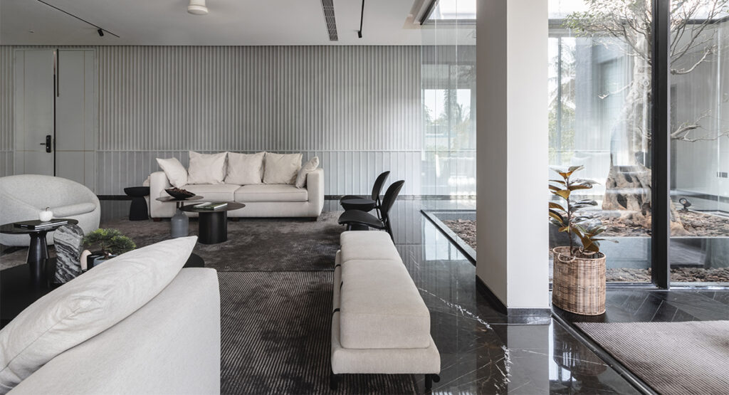 Exploring the Contrast: Precast vs. In Situ Casting Wall Panels
